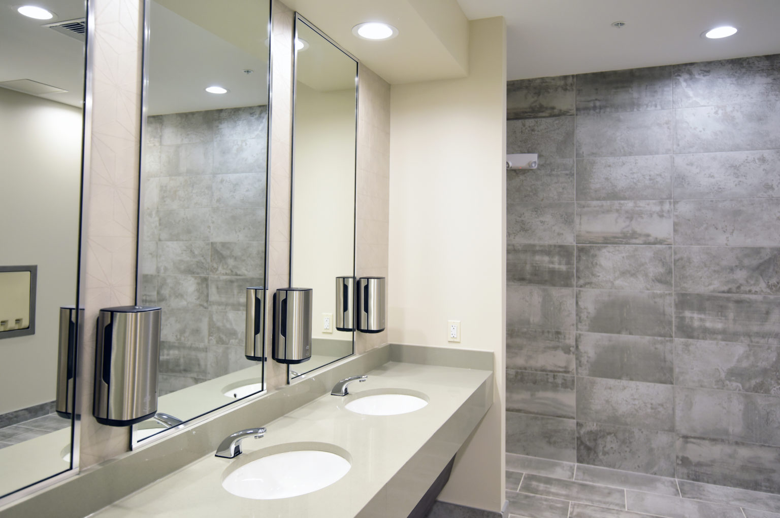 Hilton-Bathroom_Shared | TRU Management